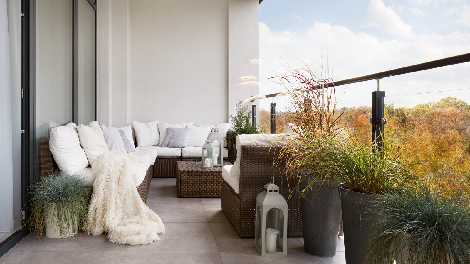 Outdoor Balcony Ideas: Transform Your Space with Style!